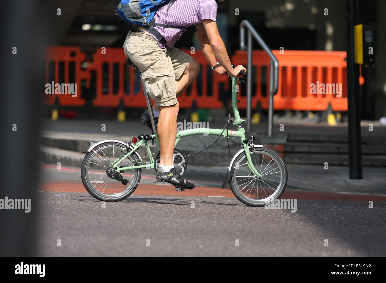Folding cycles hi-res stock photography and images - Alamy