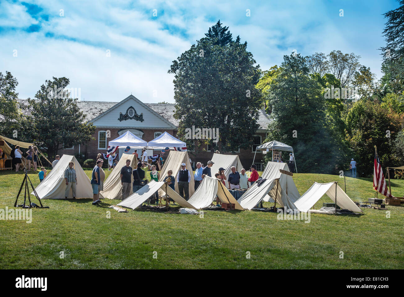 Lancaster, PA, USA. 28th Sep, 2014. Civil War encampment reenactors at ...