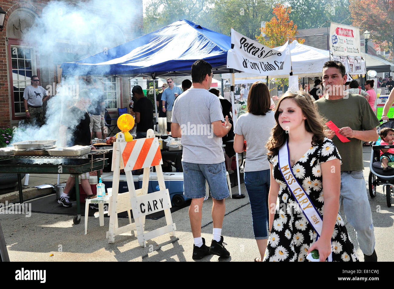 American small town festival hi-res stock photography and images - Alamy
