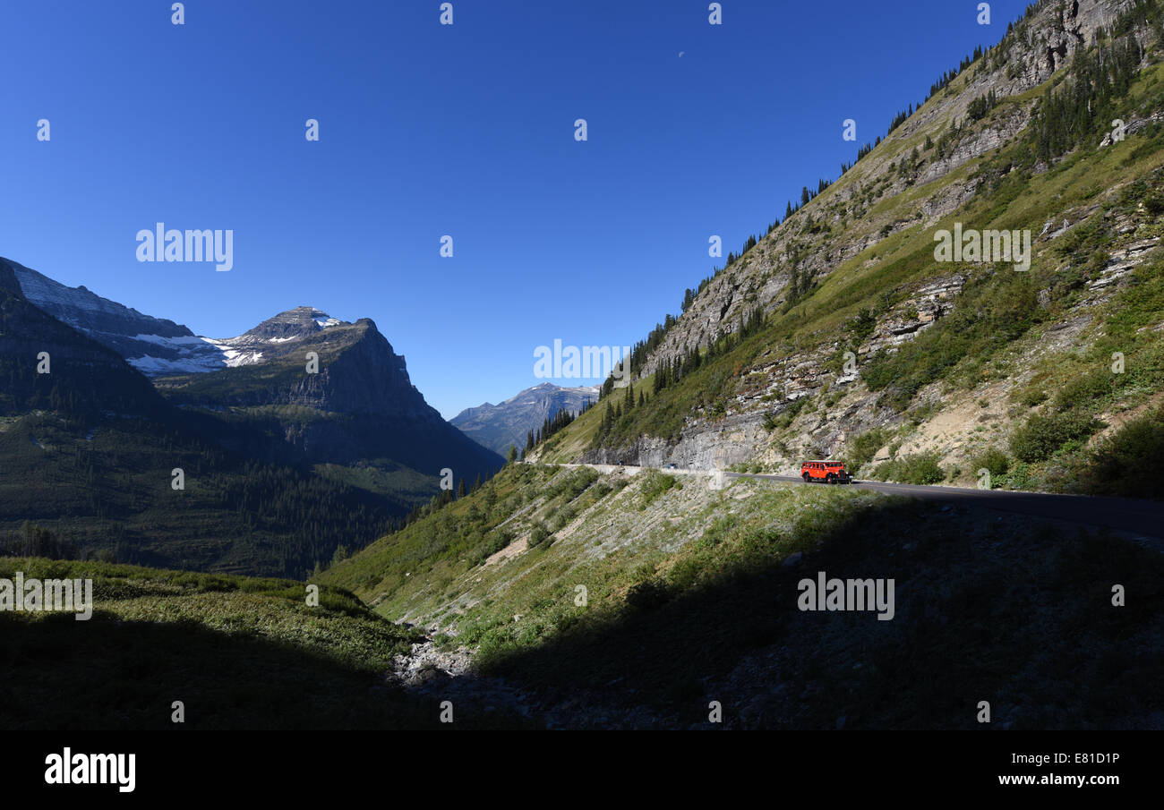 Red bus glacier national park hi-res stock photography and images - Alamy