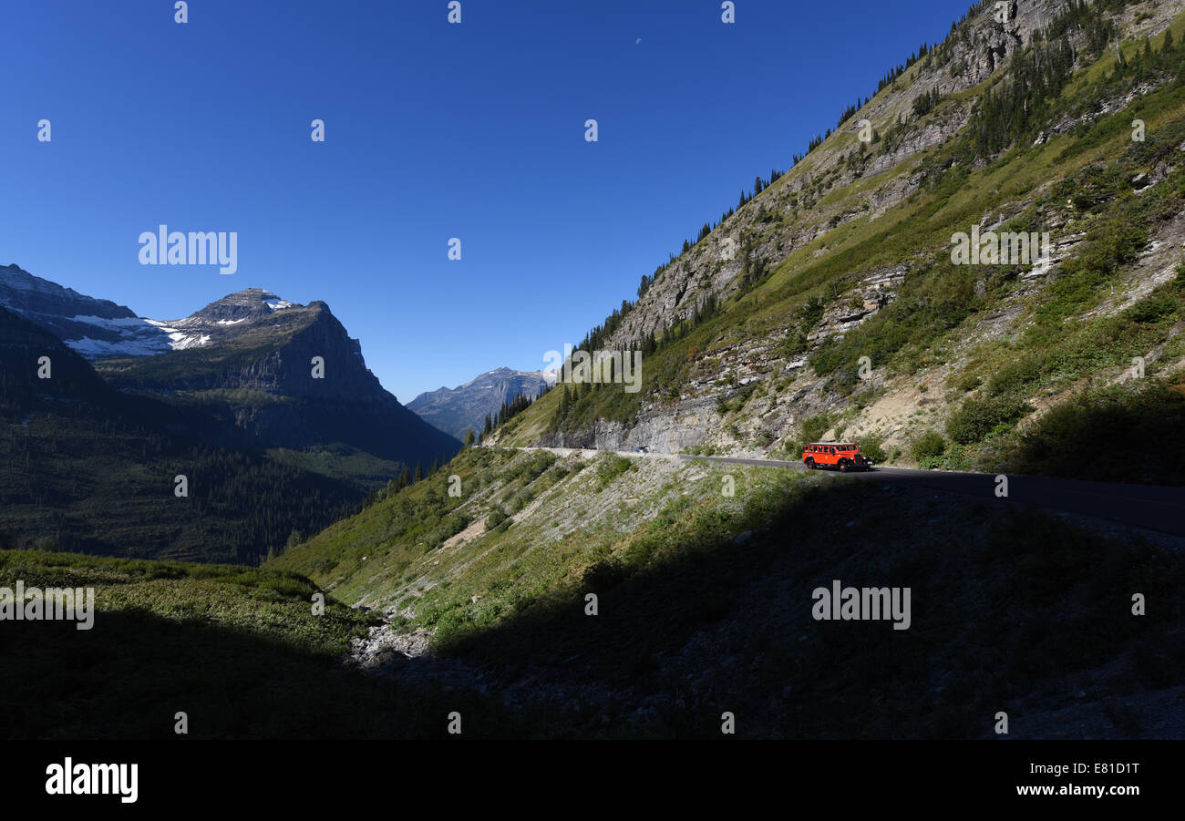 Red bus glacier national park hi-res stock photography and images - Alamy