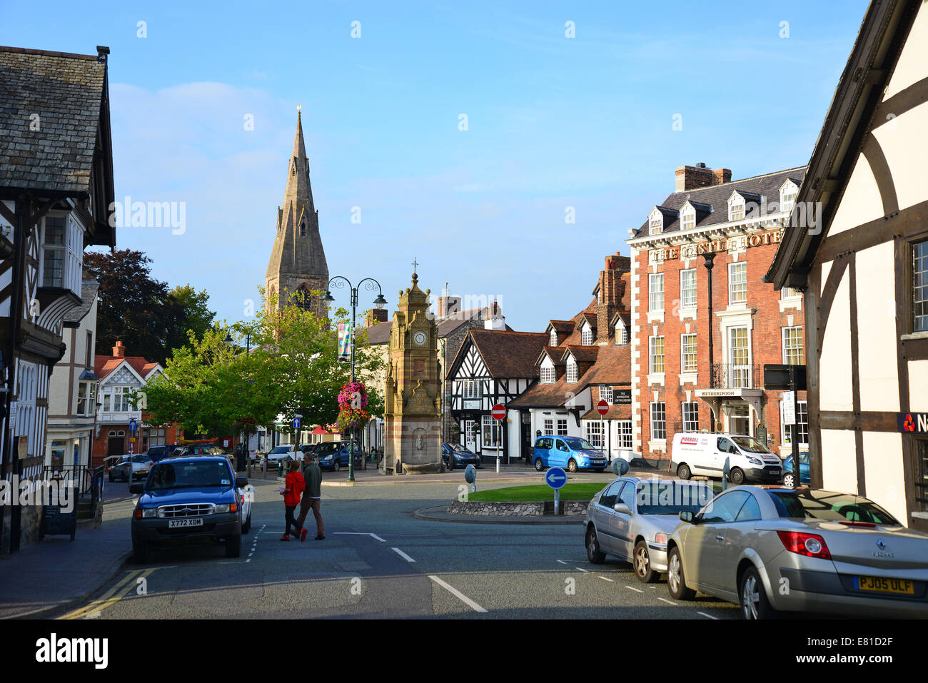 St Peter's Square, Ruthin (Rhuthun), Denbighshire (Sir Ddinbych), Wales ...