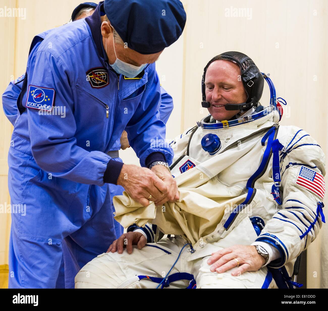 International Space Station Expedition 41 astronaut Barry Wilmore of ...