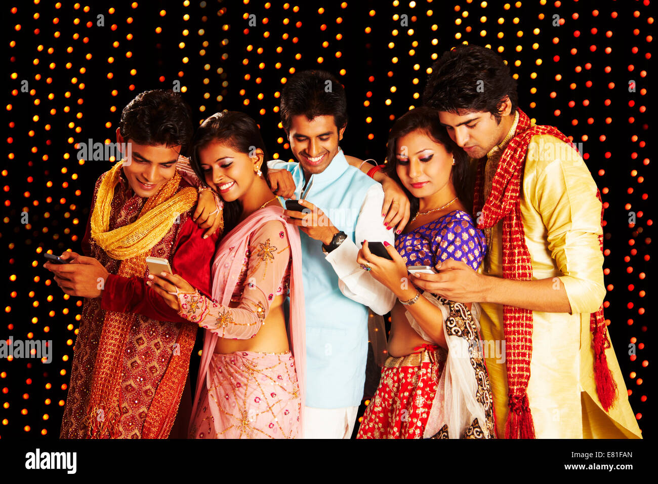 indian friends diwali Festival Chatting phone Stock Photo - Alamy