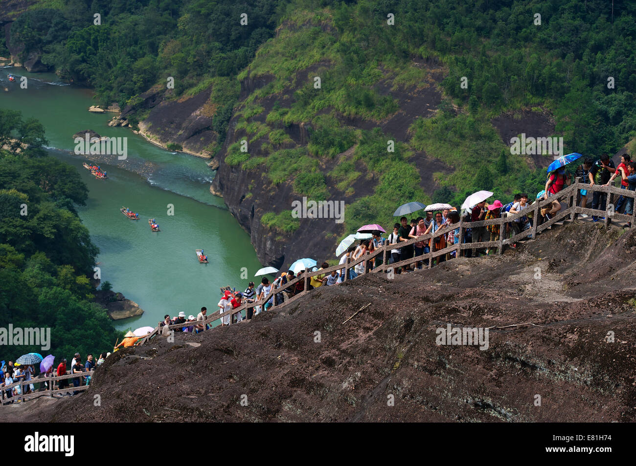 Wuyishan. 27th Sep, 2014. Tourists visit Tianyou Peak of Wuyi Mountain ...
