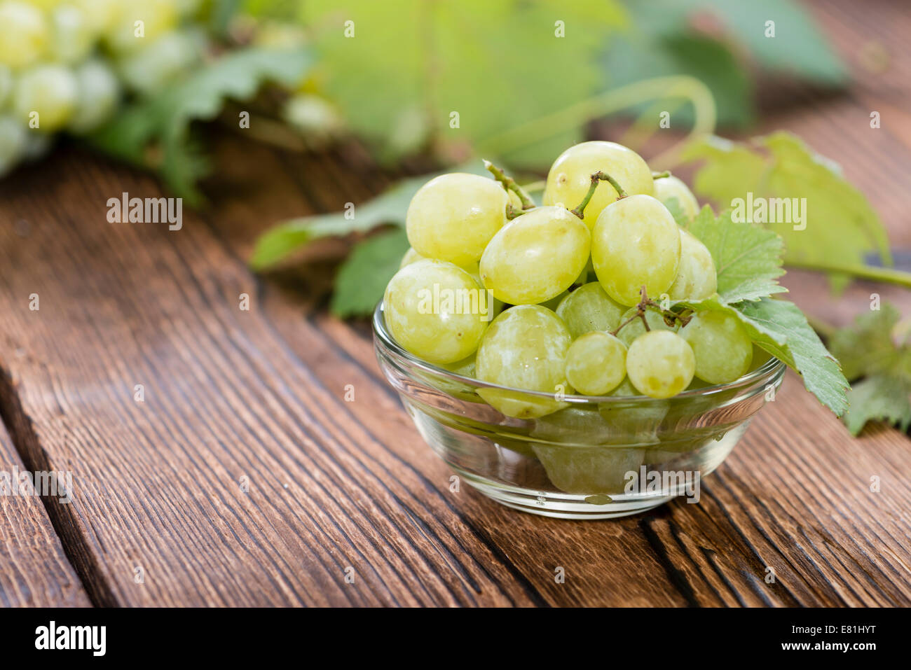Fresh green grapes hi-res stock photography and images - Alamy
