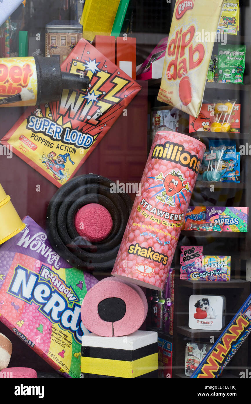 Nostalgic sweet shop window "Old Fashioned sweet shop Stock Photo - Alamy