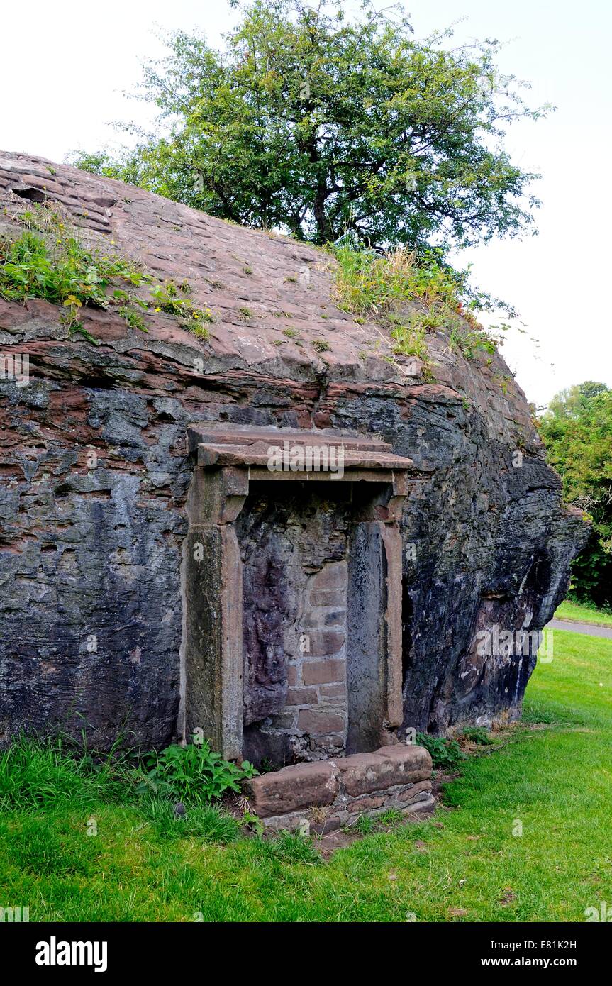 Architecture detail of the Roman ruin Minerva’s shrine in Edgar’s field ...