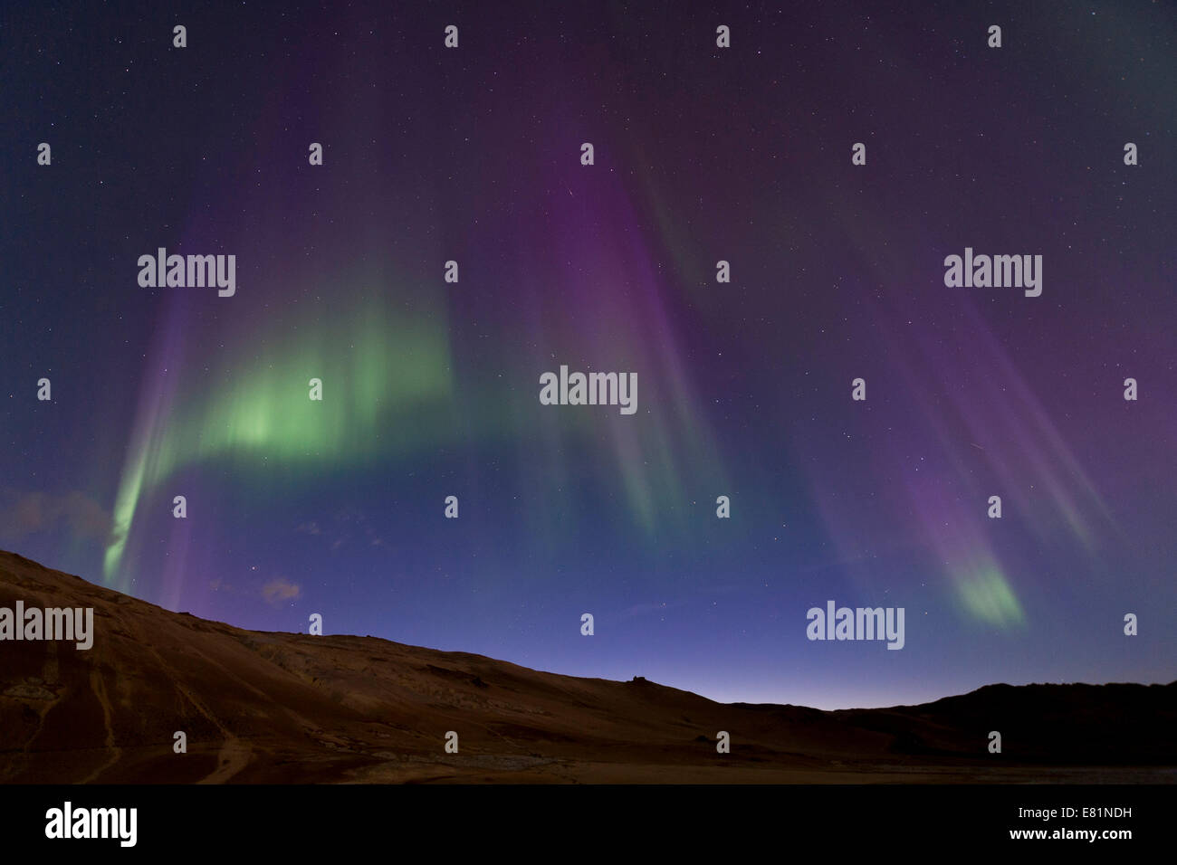 Strong northern lights, Hverarönd high temperature or geothermal area ...