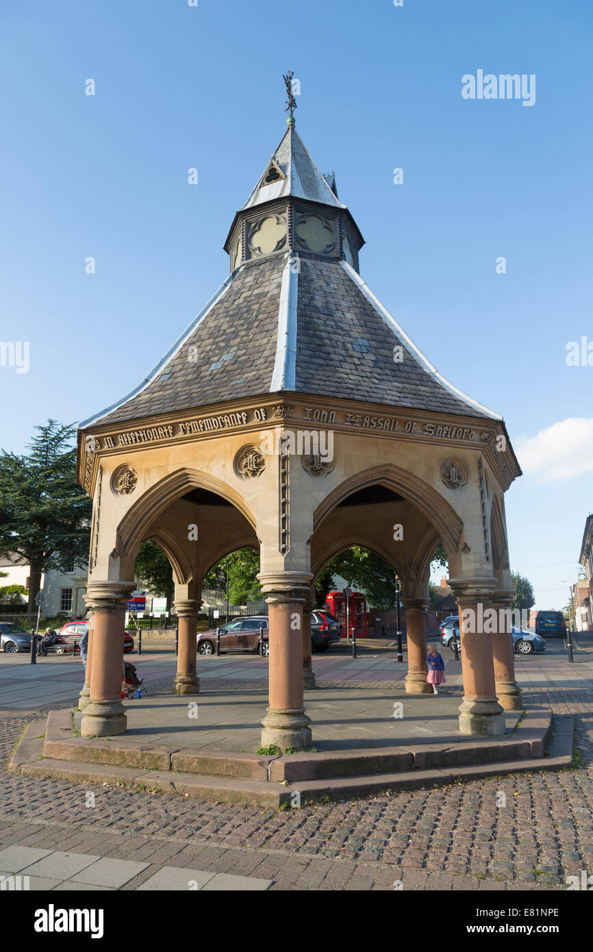 The Buttercross, Bingham Market Square, Nottinghamshire, UK Stock Photo ...