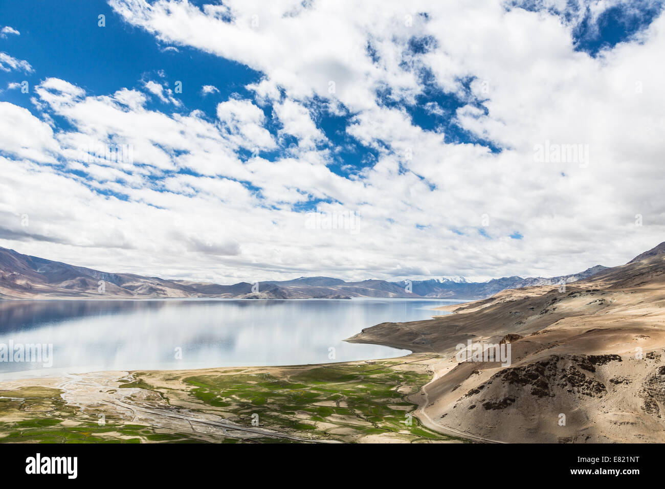 Overlooking Tso Moriri (Moriri lake) in Ladakh, India Stock Photo - Alamy