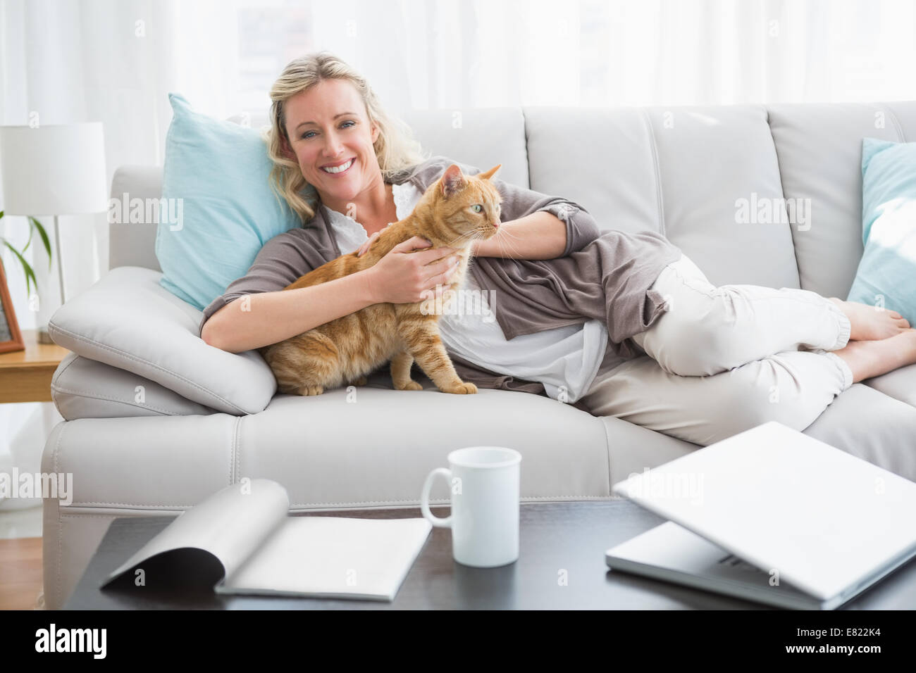 Ginger woman 30s hi-res stock photography and images - Alamy