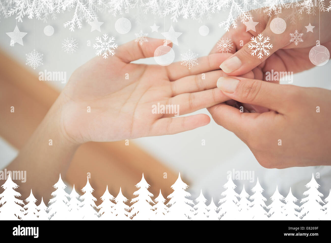 Hand receiving hi-res stock photography and images - Alamy