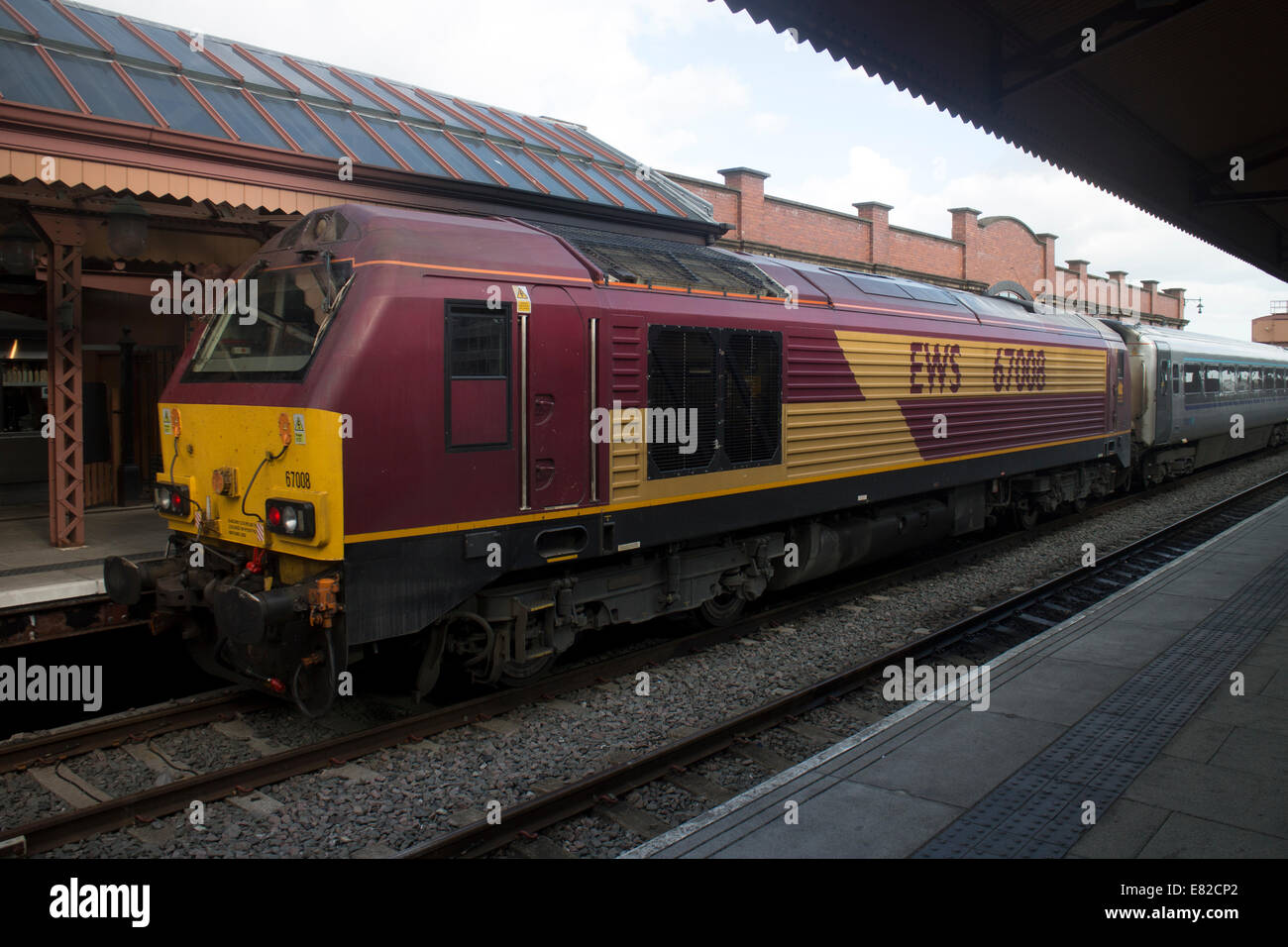 Class 67 locomotive hi-res stock photography and images - Alamy
