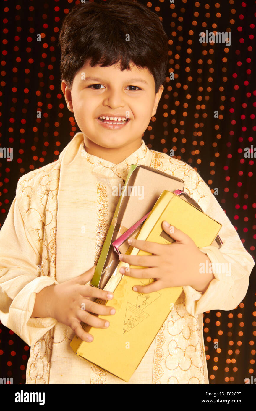Indian hindu boy kid hi-res stock photography and images - Alamy