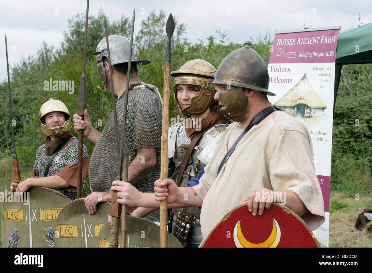 Roman army camp hi-res stock photography and images - Alamy