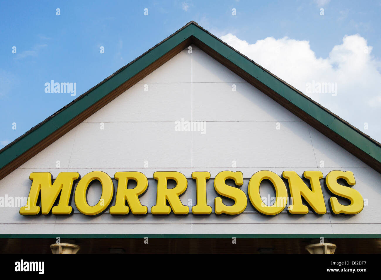 Morrisons sign hi-res stock photography and images - Alamy