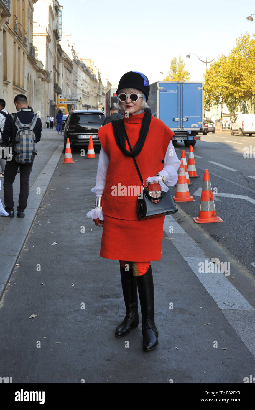 Deborah Quinn arriving at the Chalayan runway show during Fashion Week ...