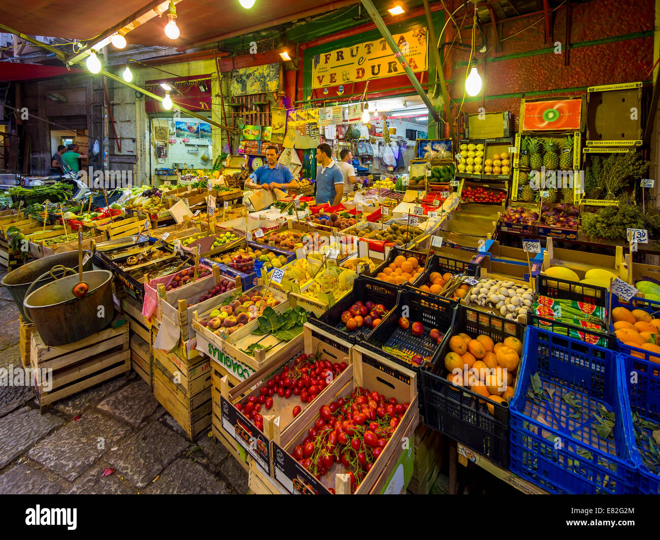 Italy, Sicily, Palermo, Plaza Santo Domingo, vegetable and fruit stand ...