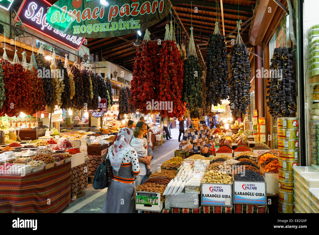 Gaziantep bazaar hi-res stock photography and images - Alamy