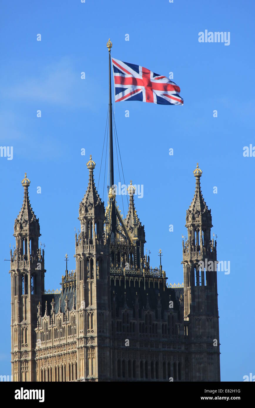 Union jack flag london hi-res stock photography and images - Alamy