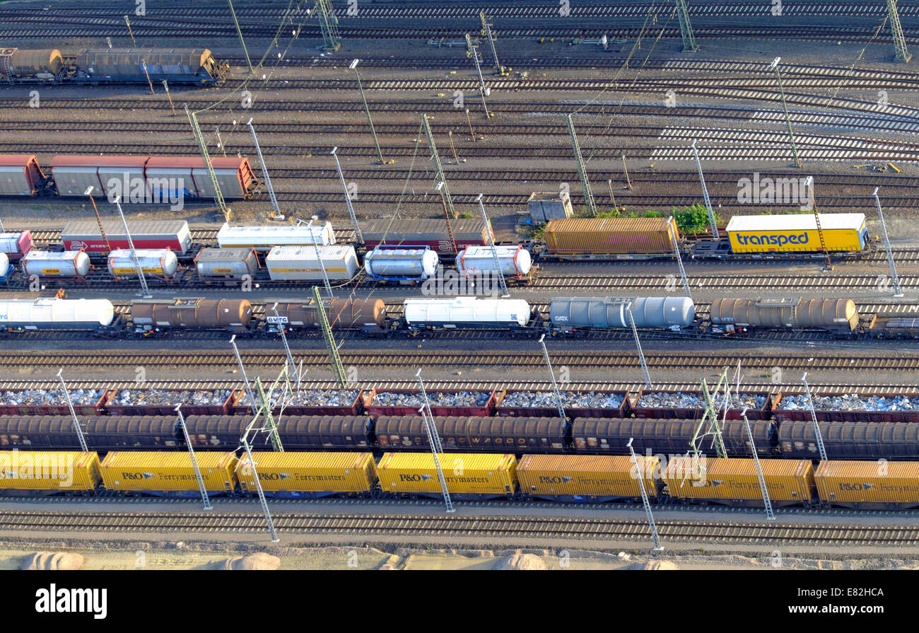 Aachen train station hi-res stock photography and images - Alamy