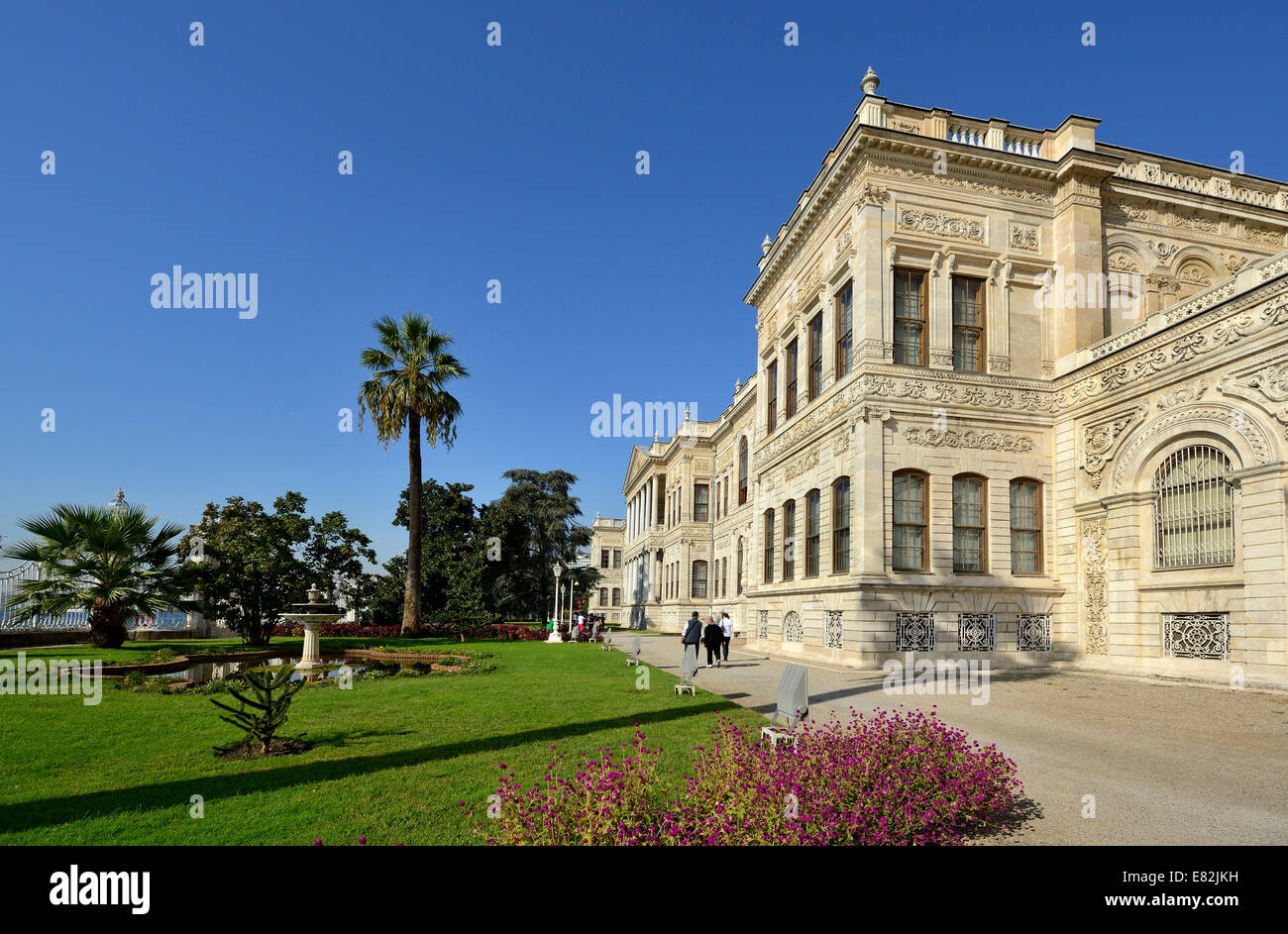 Turkey istanbul dolmabahce hi-res stock photography and images - Alamy
