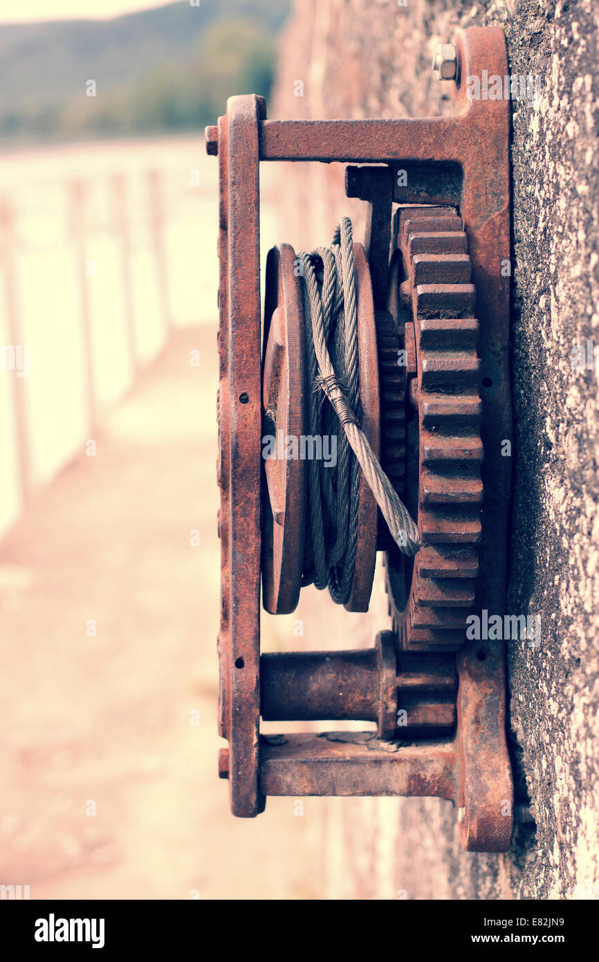 Differential cable winch hi-res stock photography and images - Alamy