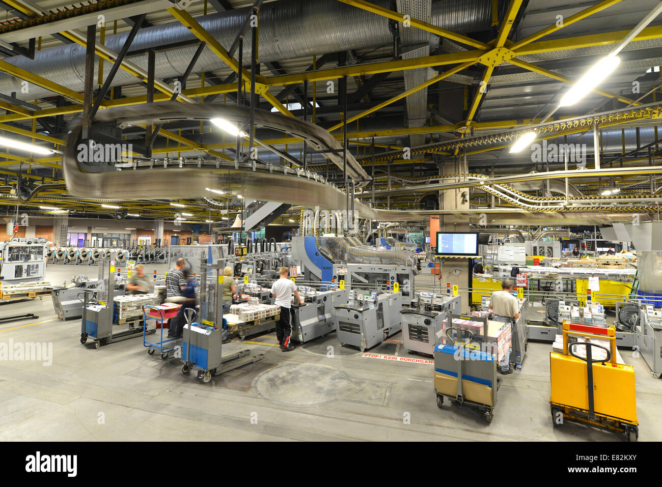 Machine shop truck hi-res stock photography and images - Alamy