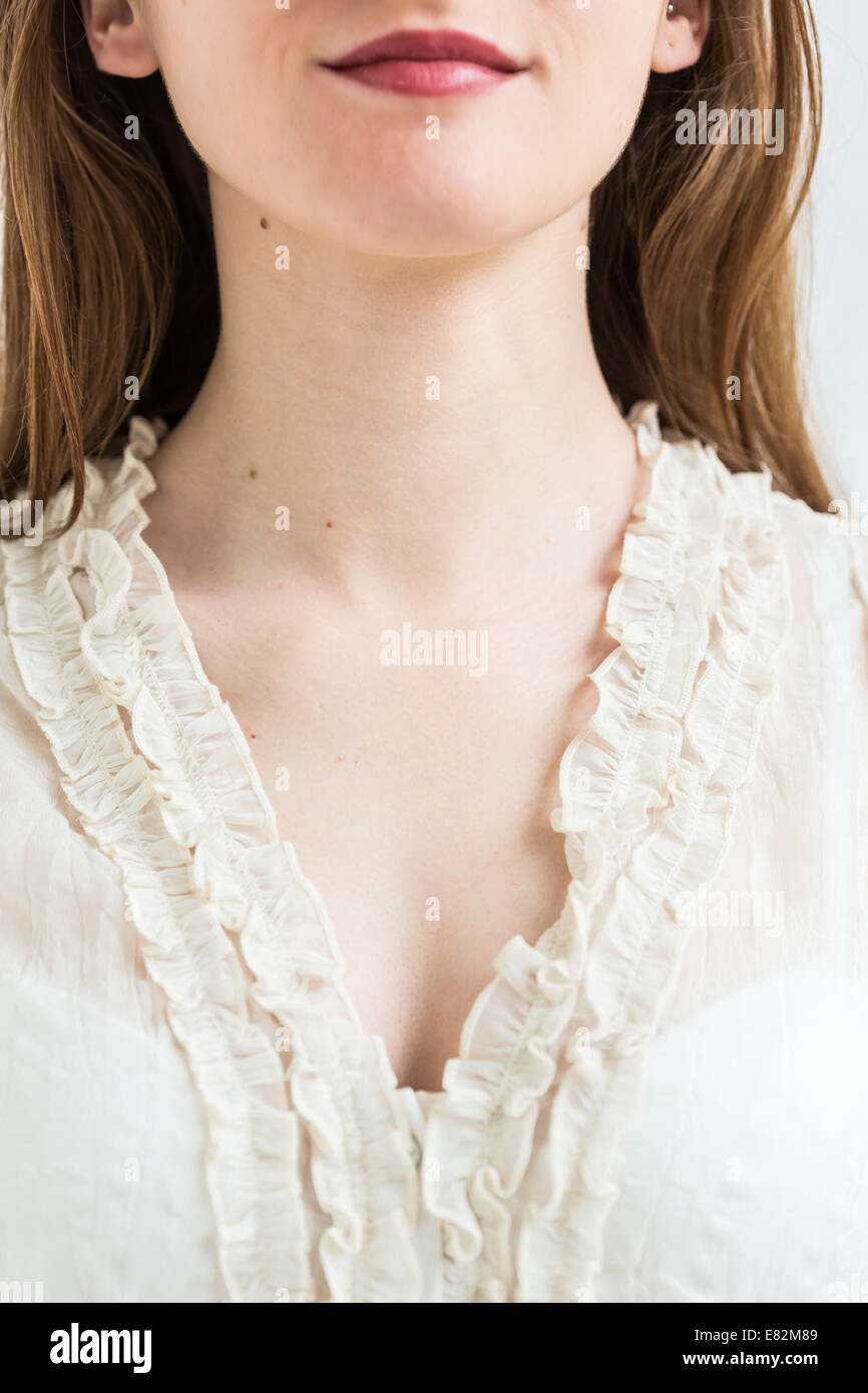Womans neck hi-res stock photography and images - Alamy