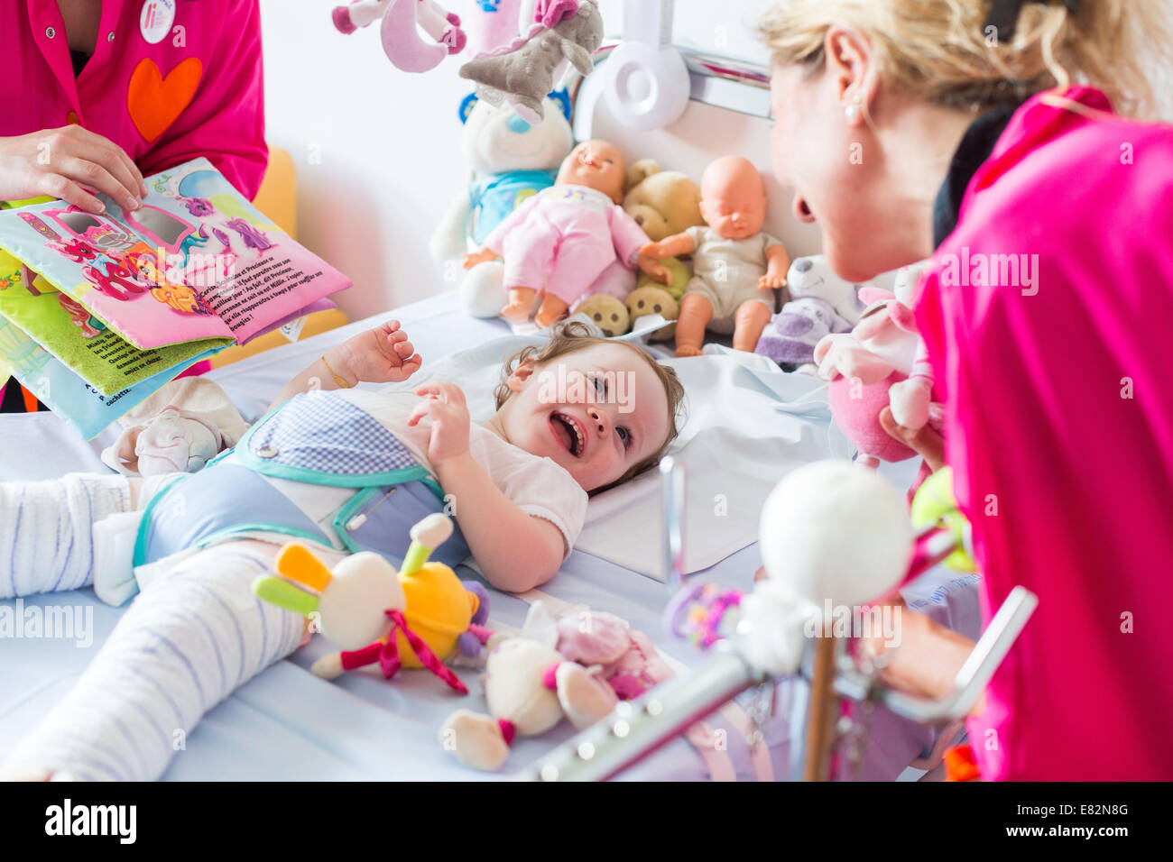 Hip congenital dislocation baby hi-res stock photography and images - Alamy