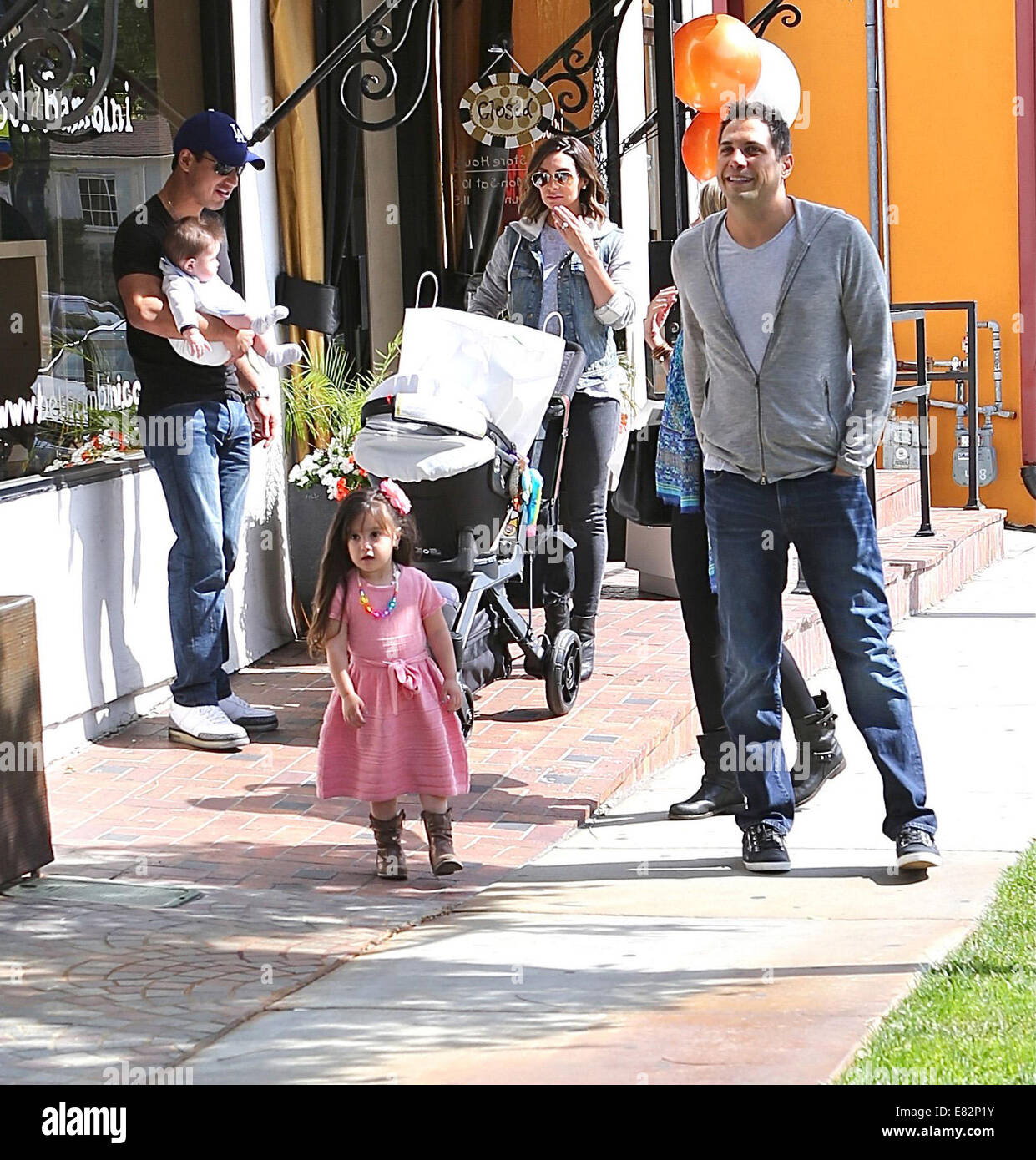 Mario Lopez with his wife Courtney Mazza and family, Gia and Dominic go ...