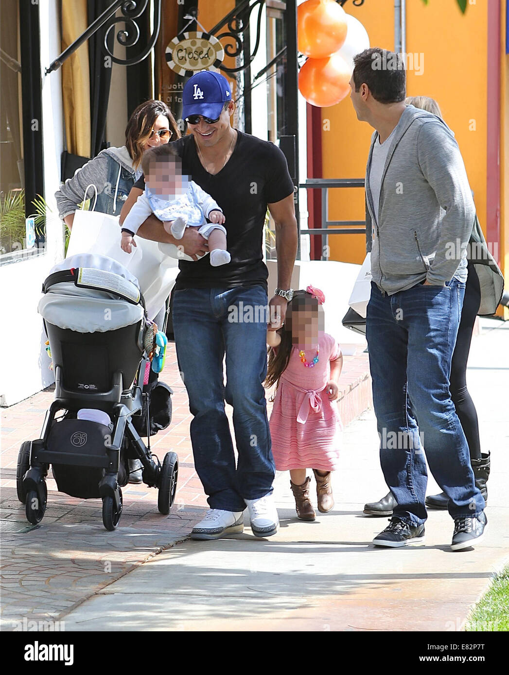 Mario Lopez with his wife Courtney Mazza and family, Gia and Dominic go ...