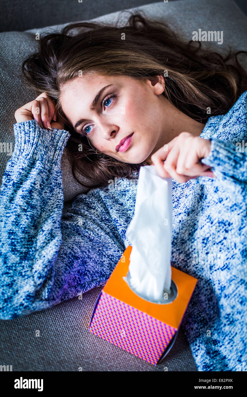 Tissue tissue hi-res stock photography and images - Alamy