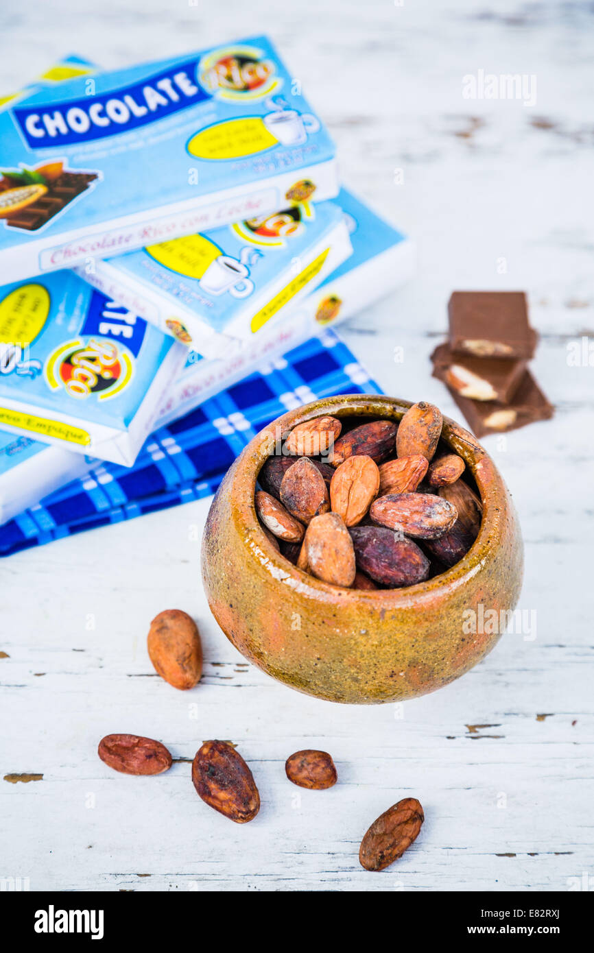 Cocoa chocolate bean hi-res stock photography and images - Alamy