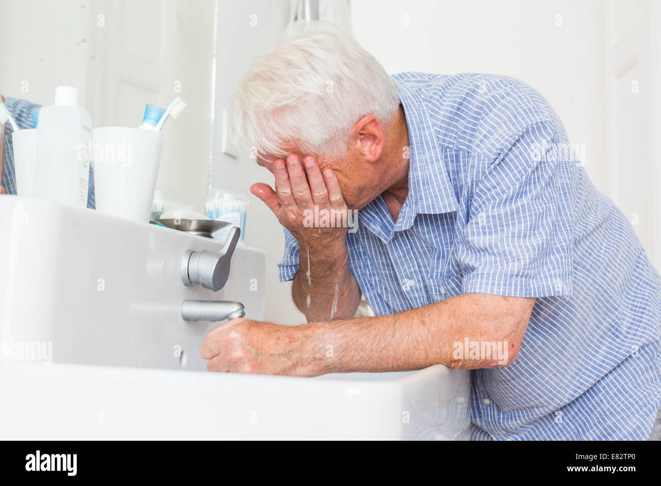 Over seventies hi-res stock photography and images - Alamy