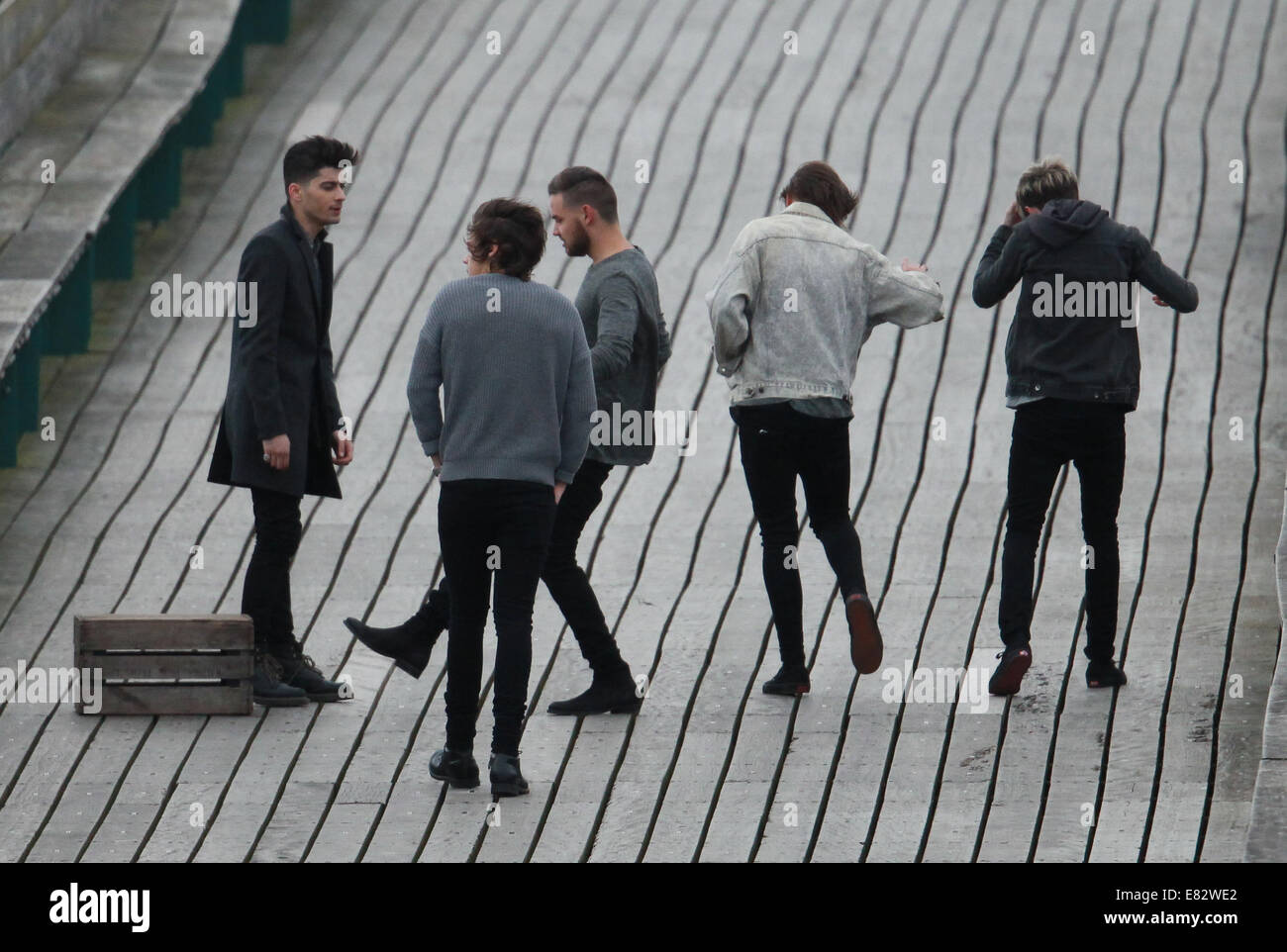 1 Direction shoot a music video on Clevedon pier Featuring: Niall Horan ...