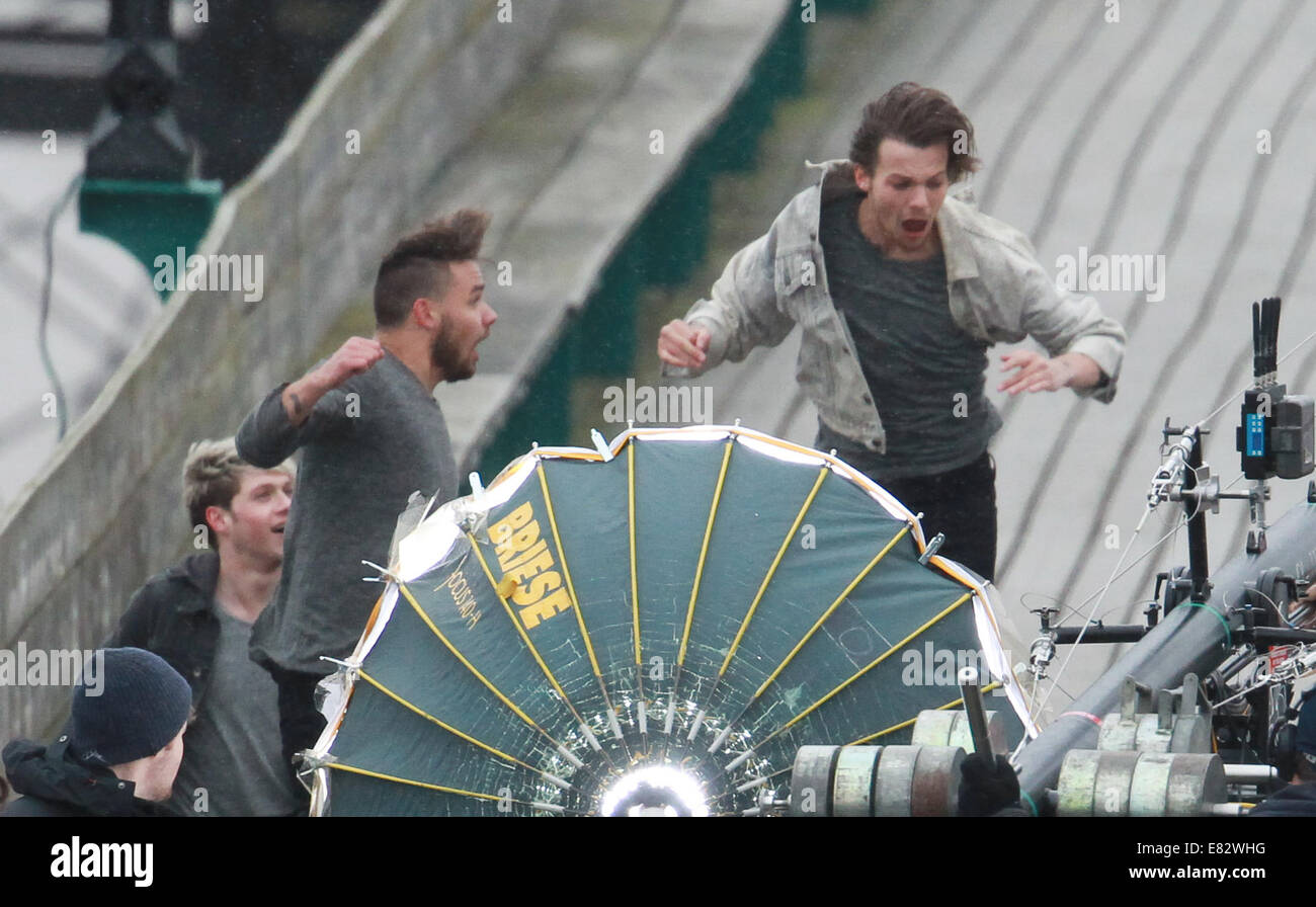 Clevedon Pier One Direction High Resolution Stock Photography and ...