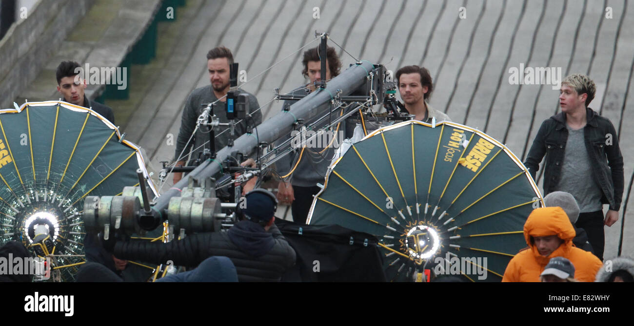1 Direction shoot a music video on Clevedon pier Featuring: One ...