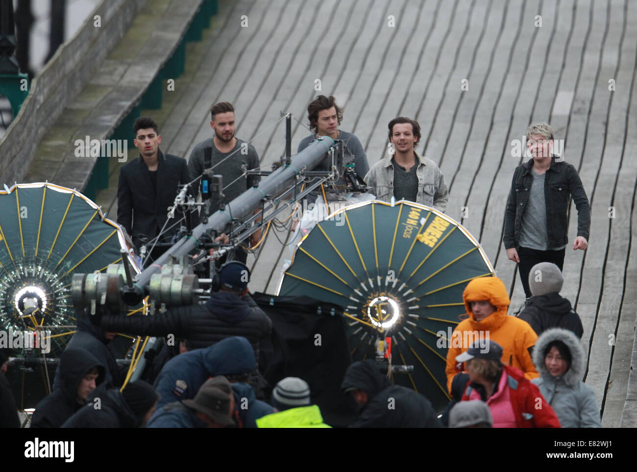 1 Direction shoot a music video on Clevedon pier Featuring: One ...