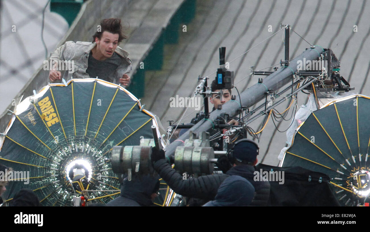 1 Direction shoot a music video on Clevedon pier Featuring: One ...