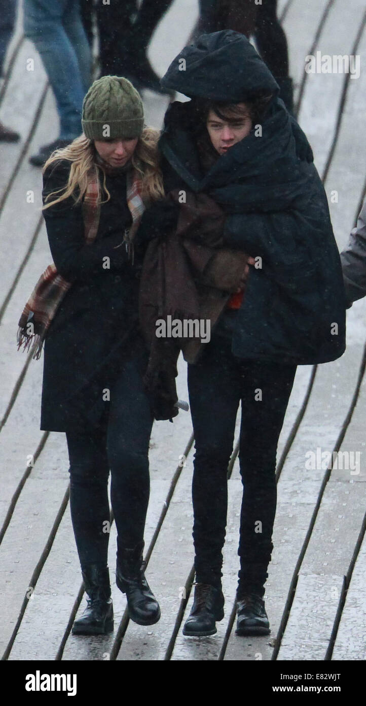 1 Direction shoot a music video on Clevedon pier Featuring: Harry ...