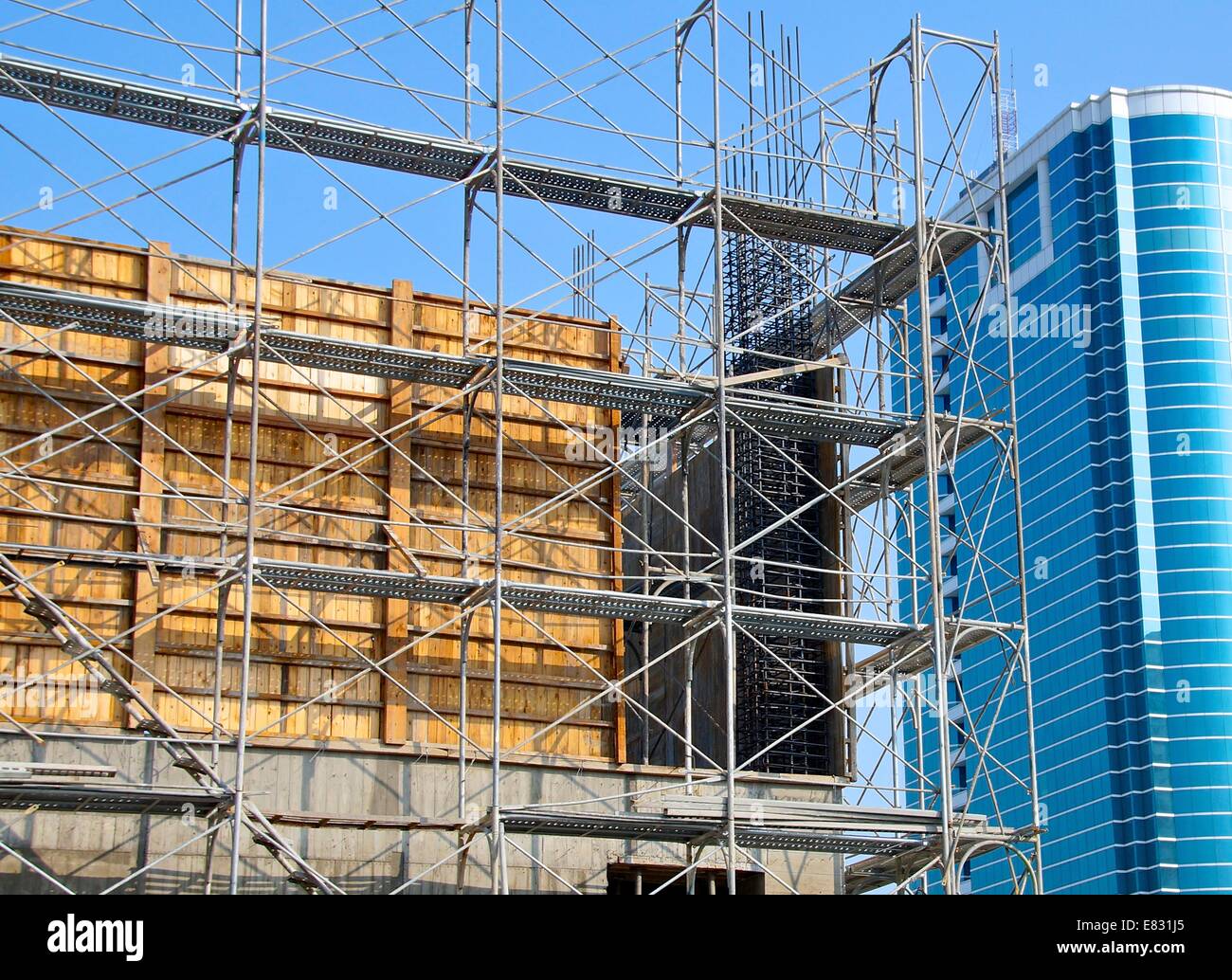 Steel frame tower hi-res stock photography and images - Alamy
