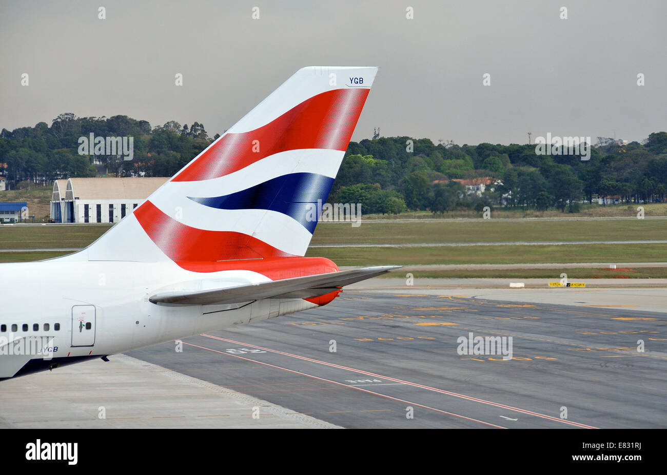 tail of Boeing 747 of British airways Guarulhos international airport ...