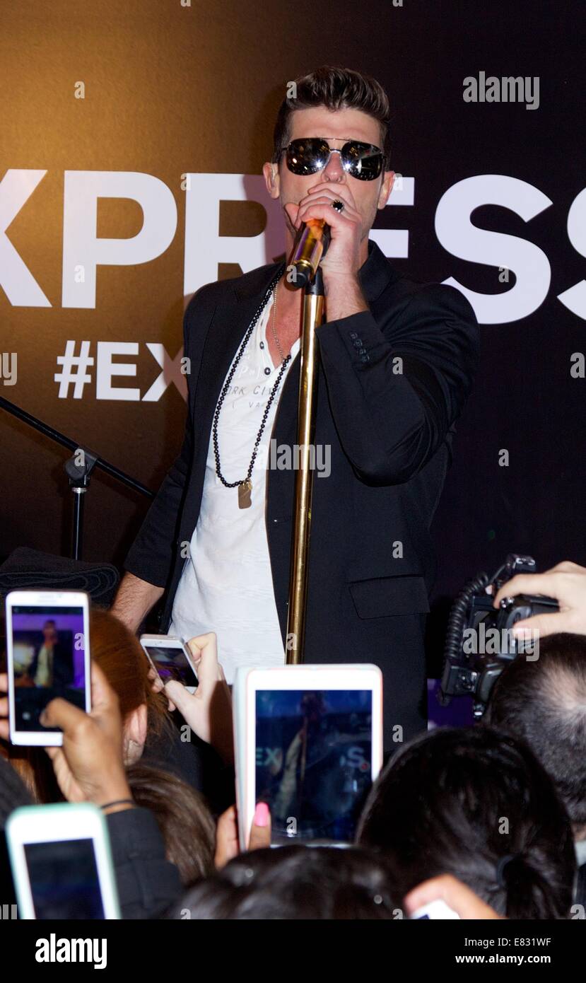 Express Times Square Grand Opening event for the retailer's largest ...