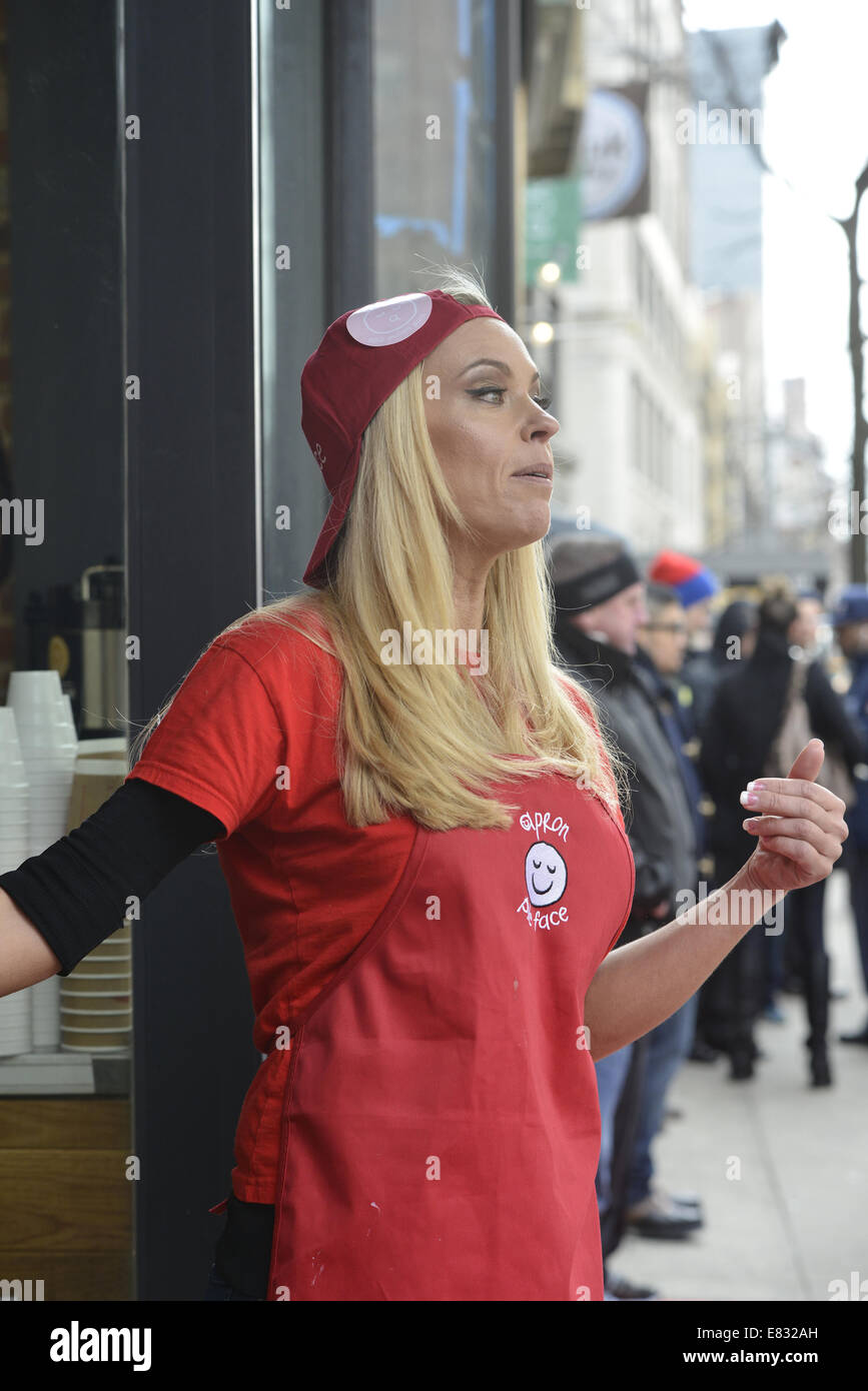 Celebrity Apprentice season 14 cast at Pie Face Featuring: Kate ...