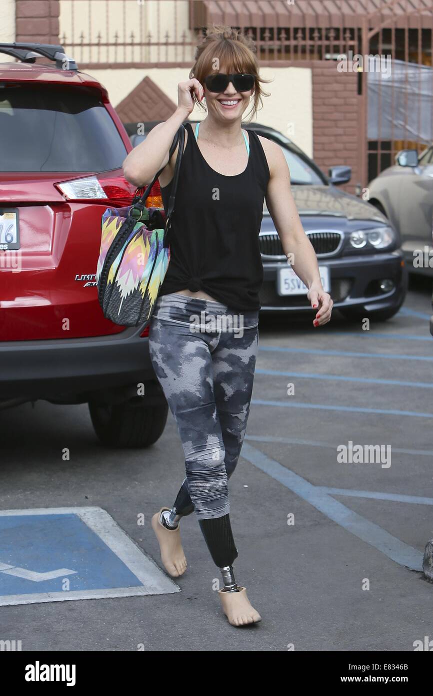 Amy Purdy arriving at rehearsals for 'Dancing with the Stars' Featuring ...