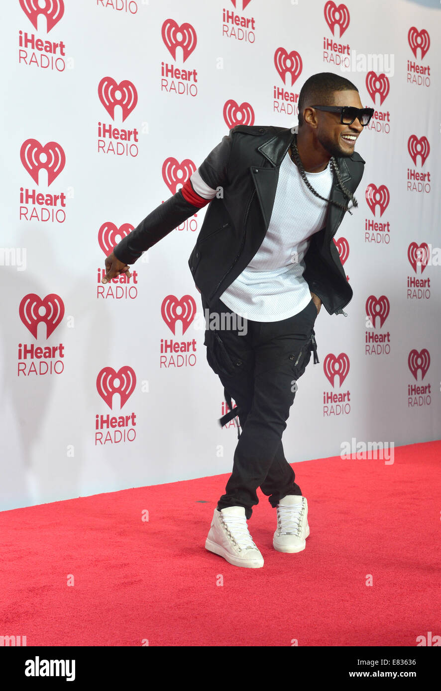 Usher concert hi-res stock photography and images - Alamy