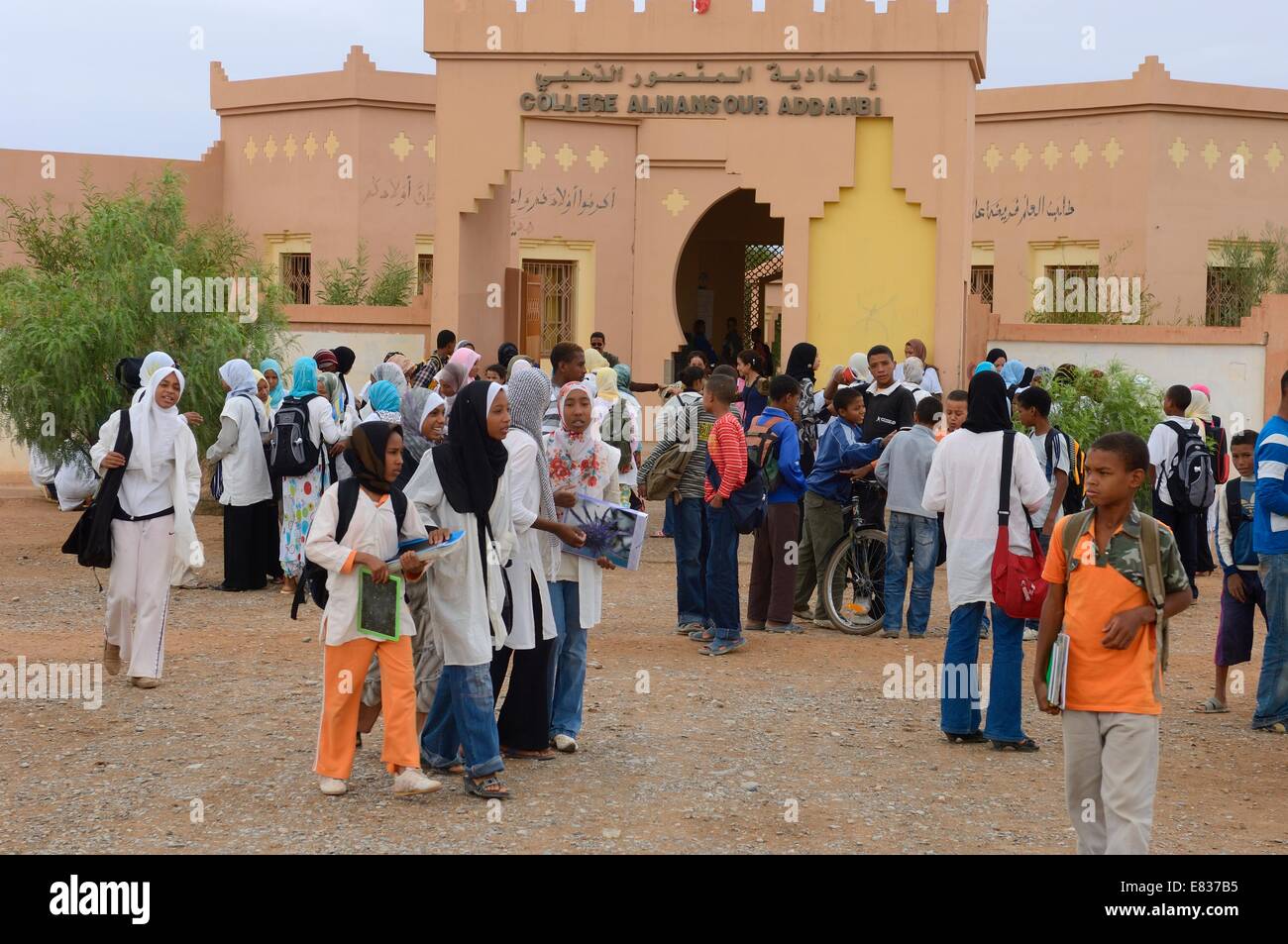 Moroccan children hi-res stock photography and images - Alamy