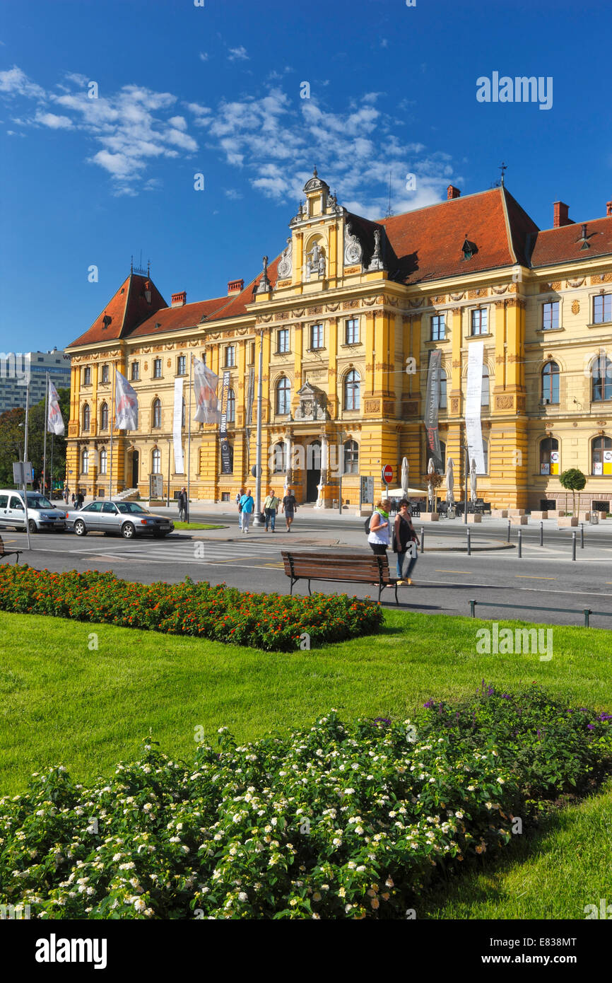 Zagreb museum Art And Craft Stock Photo - Alamy